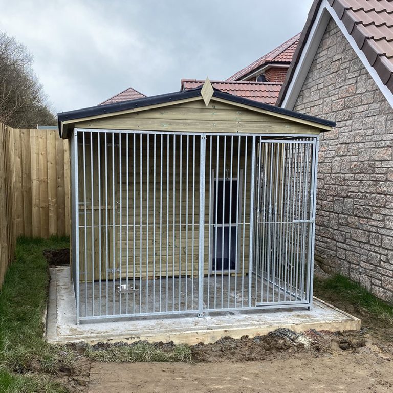 Sandon Large Single Dog Kennel & Run | Garden & Animal Structures